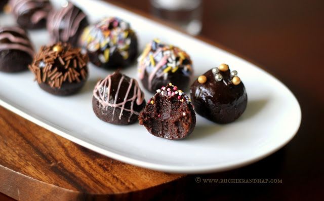 Cake Pops ~ Chocolate Cake Fudge Balls - Ruchik Randhap