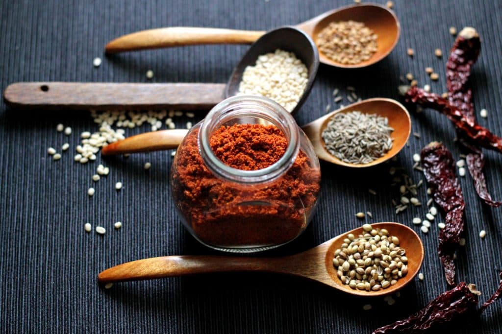 Huli Pudi ~ South Indian Curry Powder for Sambar - Ruchik Randhap