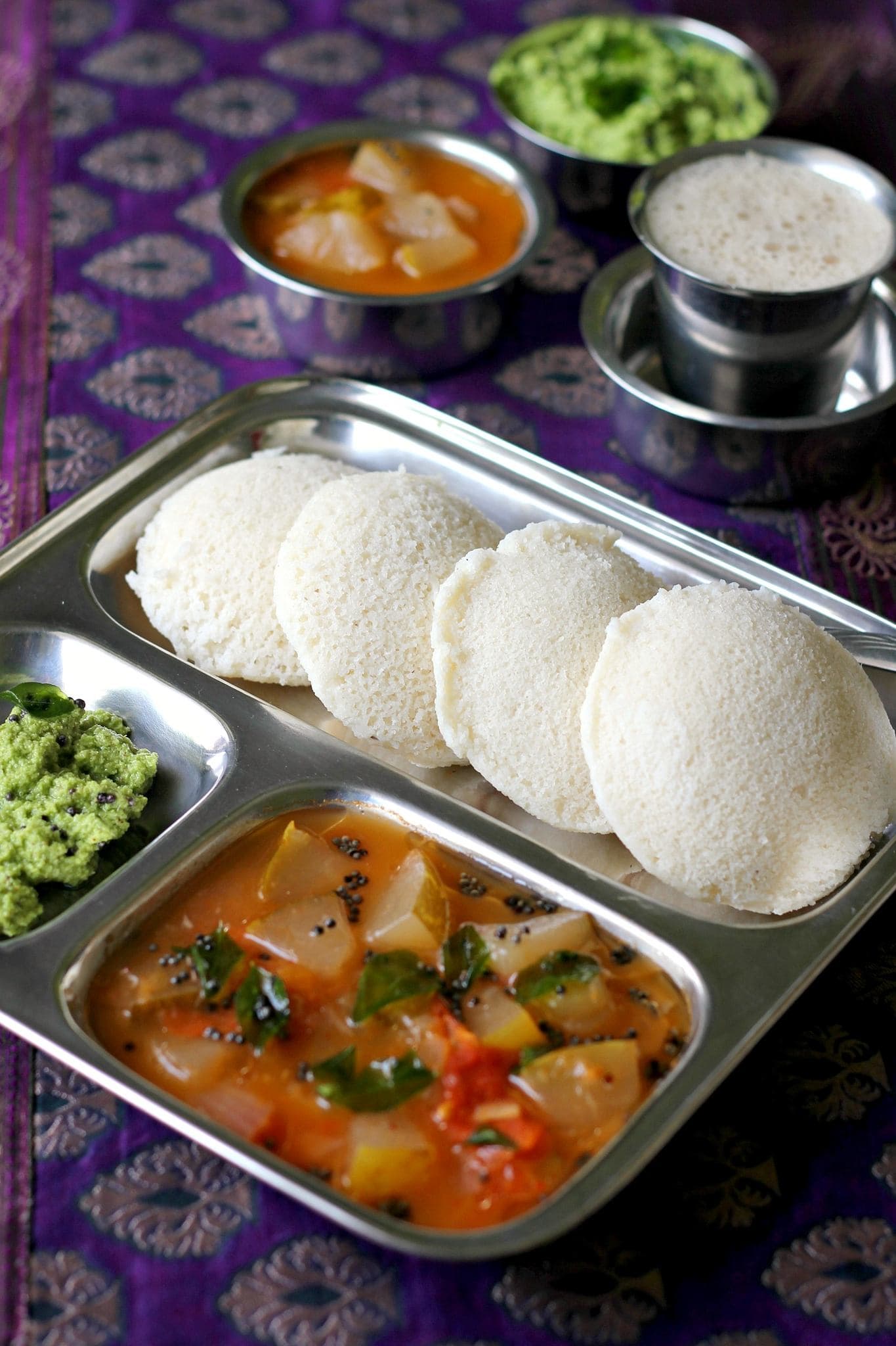 Rava Idli (Using Idli Rava/Rice Rava) - Ruchik Randhap