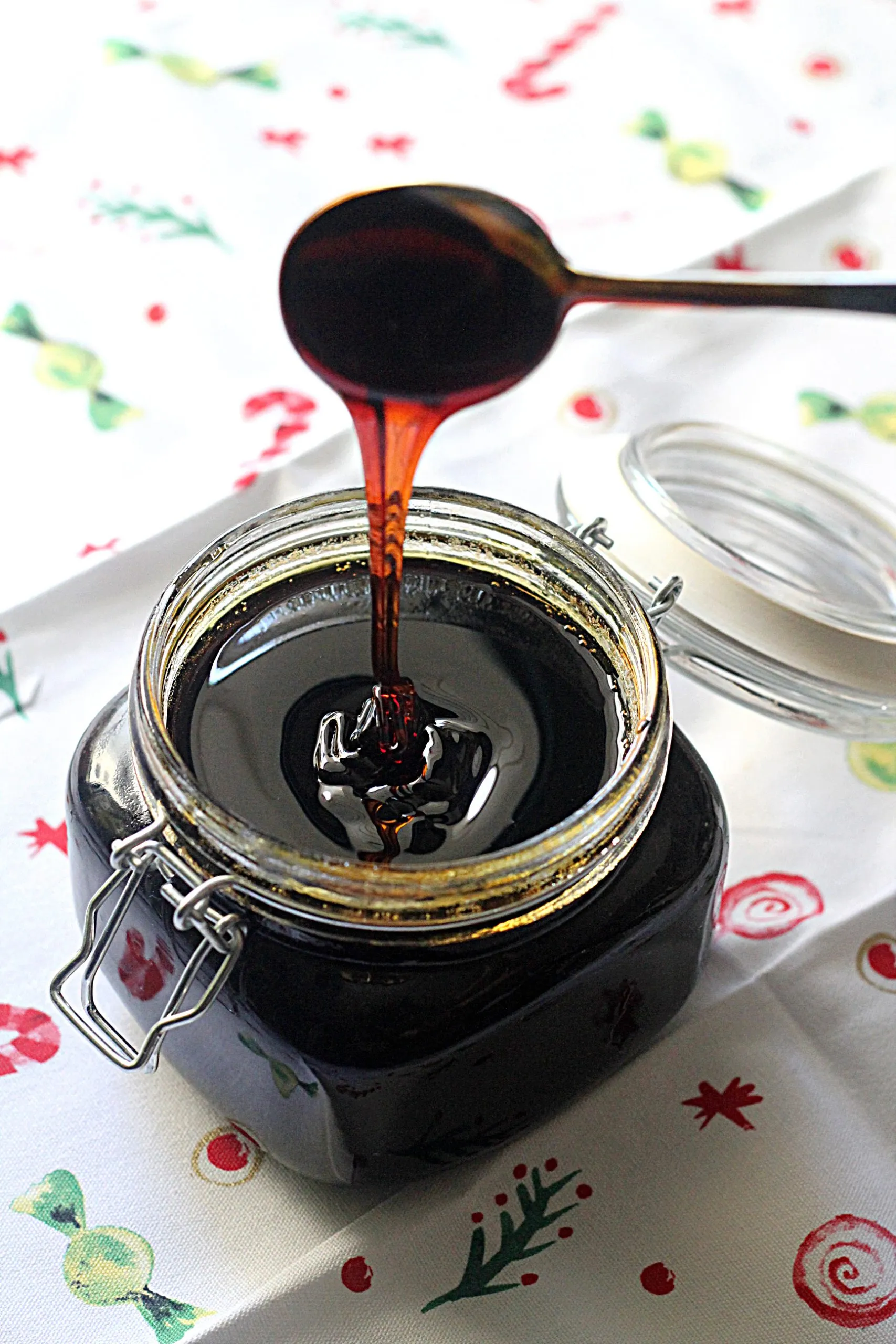 Homemade Treacle | How to Make Treacle | Dark Caramel + Video! - Ruchik ...