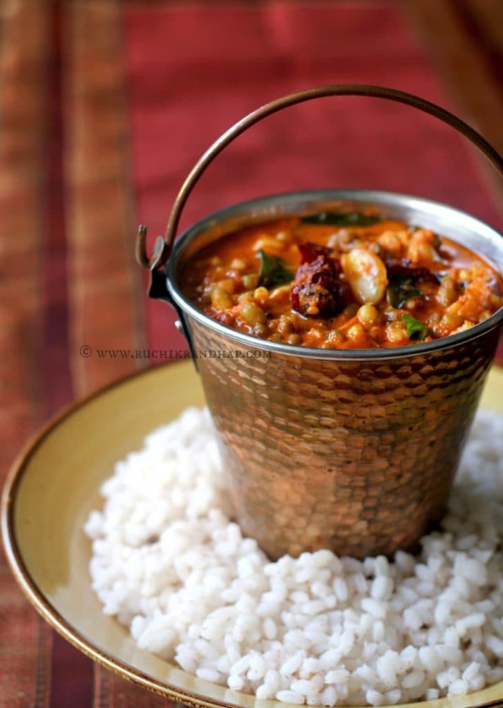 Padengi Ghassi ~ Sprouted Mung Bean Curry - Ruchik Randhap